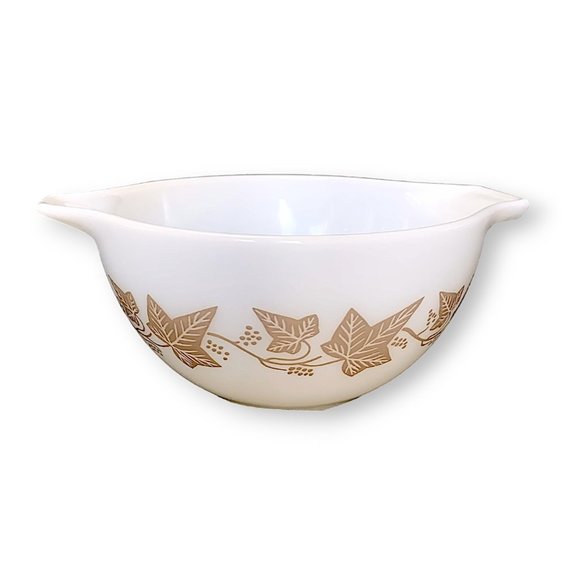 Pyrex | Kitchen | Rare Vintage Pyrex Cinderella Bowl Tan And White Opal ...